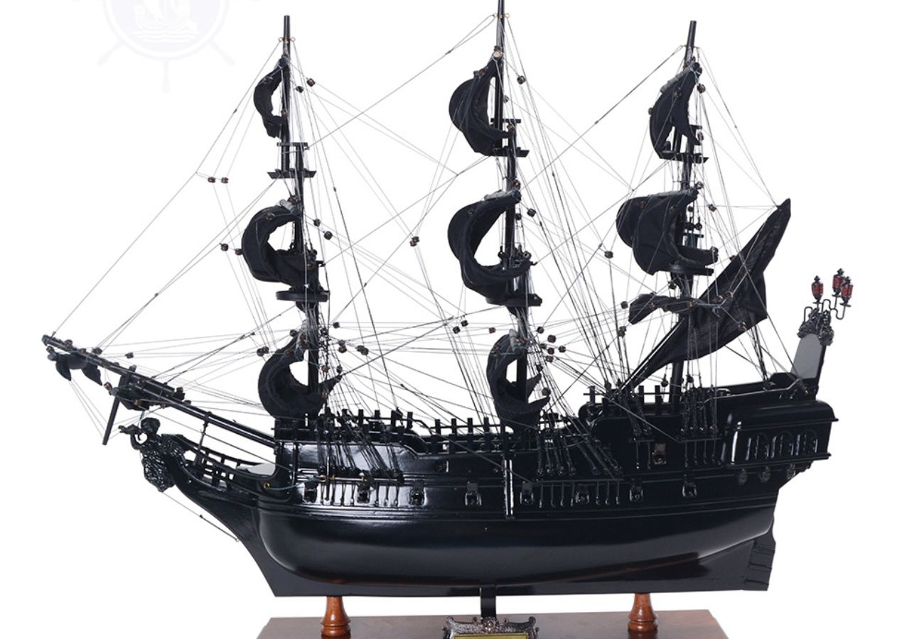 Blogs | 10 Tips for Pirate Ship Halloween Decoration